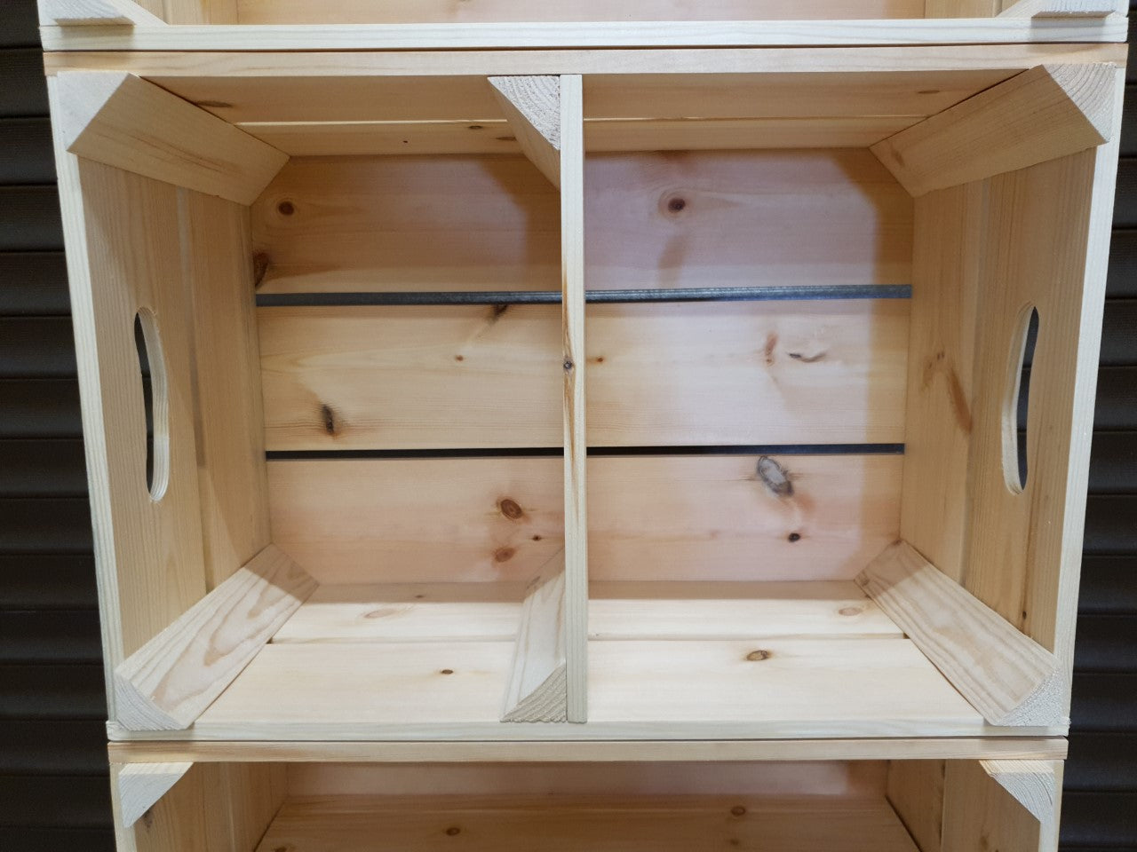 Vertical Wooden Crate divider – Devon Crates